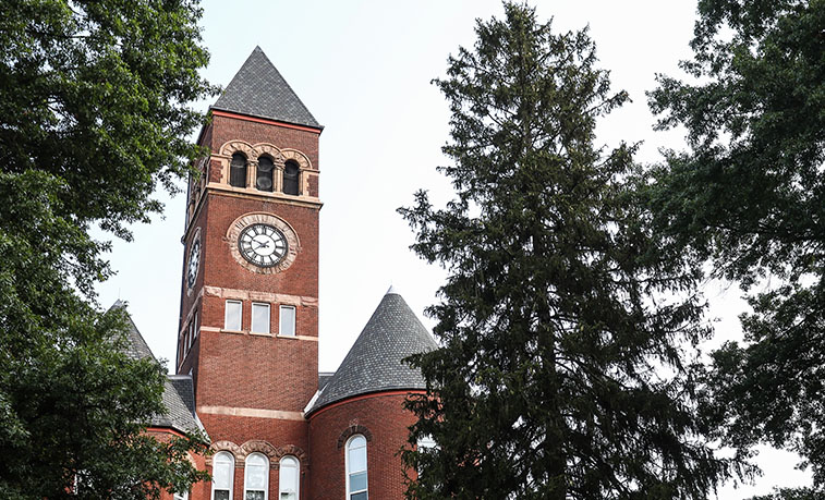 SRU makes five lists on U.S. News’ 2022 Best Colleges rankings ...